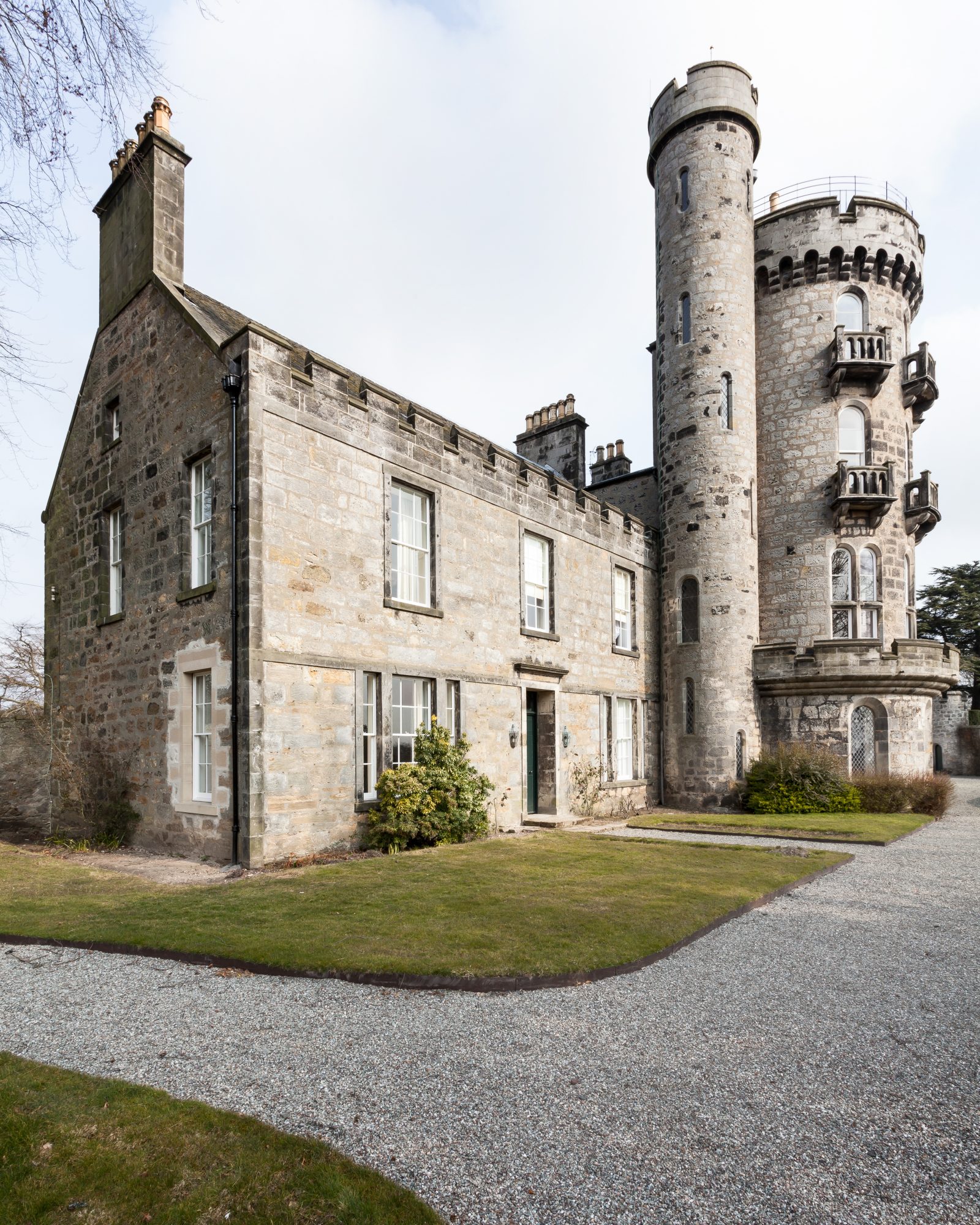 Dunimarle Castle | GLM